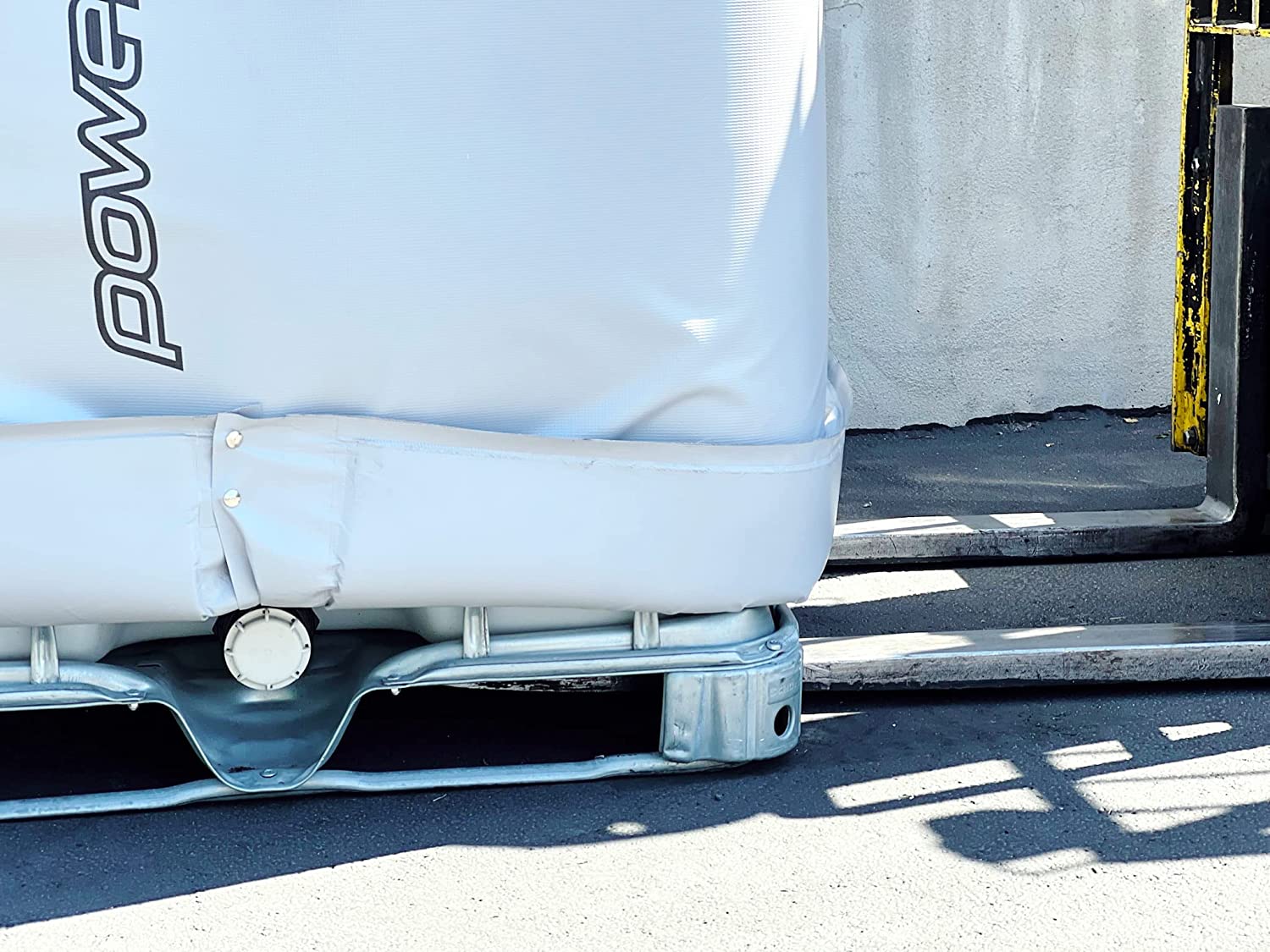 275 Gallon Super-Rugged Insulated IBC Tote Heater 155°F Adjustable The ...